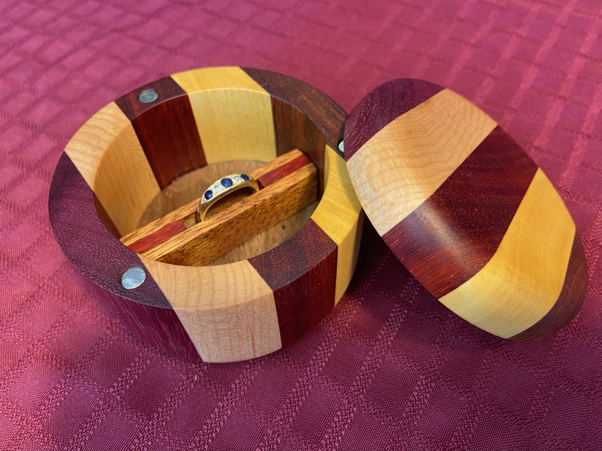 Round Ring Chest – Pebble Mountain Woodcrafts